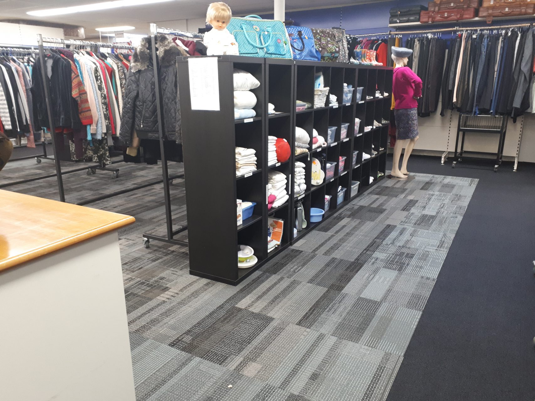 2&D Vaassen opent de deuren van hun nieuwe pand - Woord en Daad Winkels